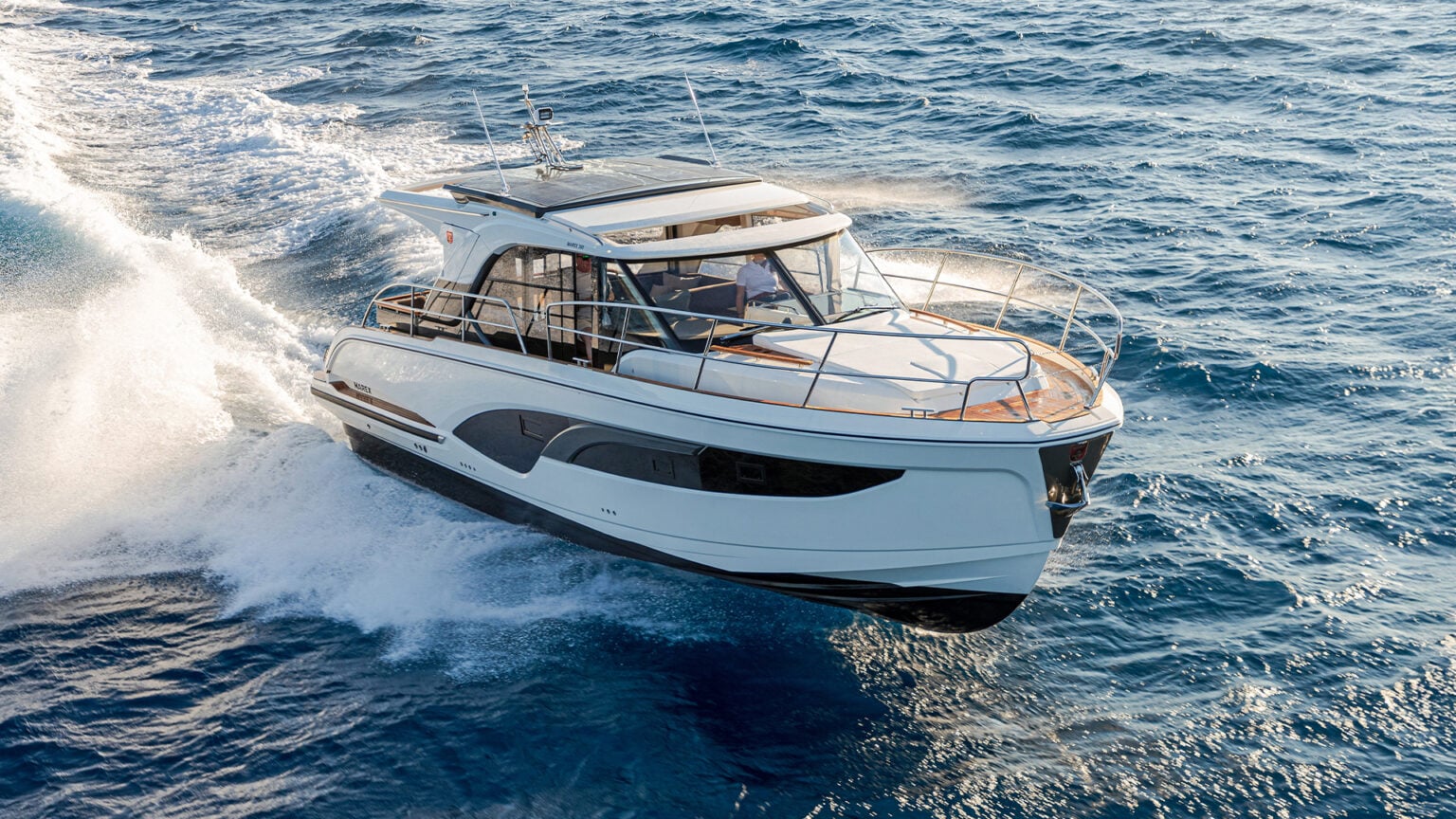 Marex 390 – formad av ägarnas feedback - Praktiskt Båtägande